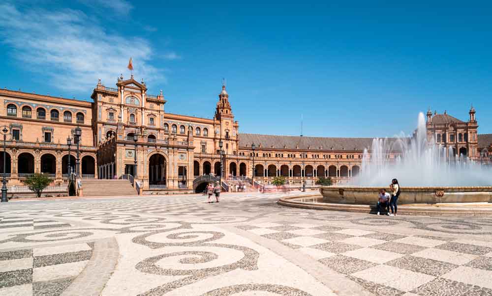 Todo sobre la Plaza de España, Sevilla (2023) | España Guide